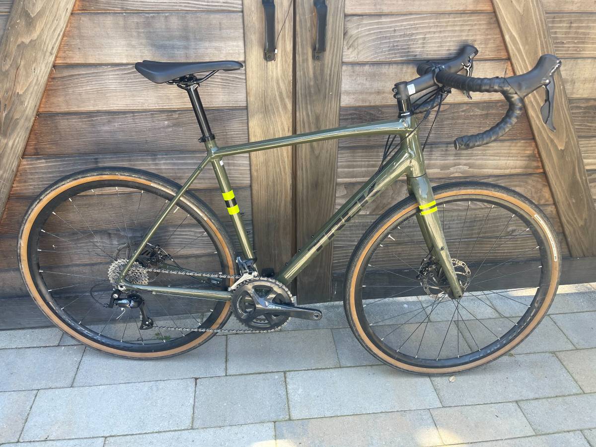 Trek Checkpoint AL3 | Looknet
