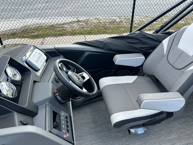 NEW 2024 AVALON 23 CATALINA REAR FISH TRTIOON WITH YAMAHA 200 in ...