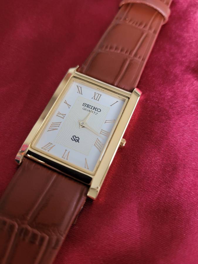 ⚡️RARE VINTAGE New Old Stock Seiko Slim SQ Tank Leather Men's Watch in ...
