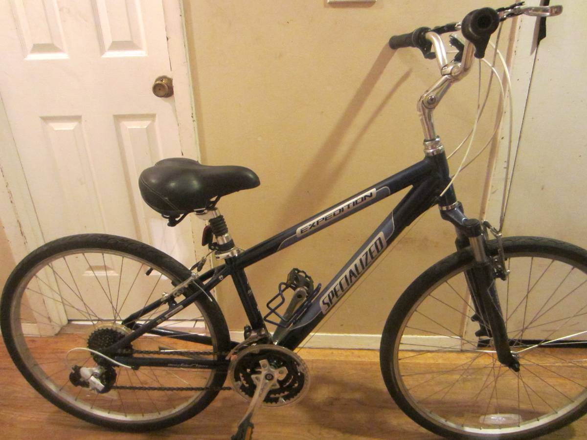 24 Speed SPECIALIZED EXPEDITION SPORT Hybrid Bicycle 13 inch frame ...
