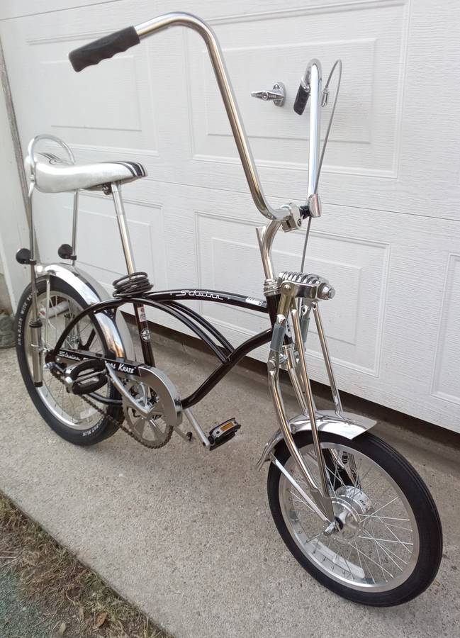 2021 Schwinn Sting - Ray "COAL KRATE" Muscle Bike | Looknet