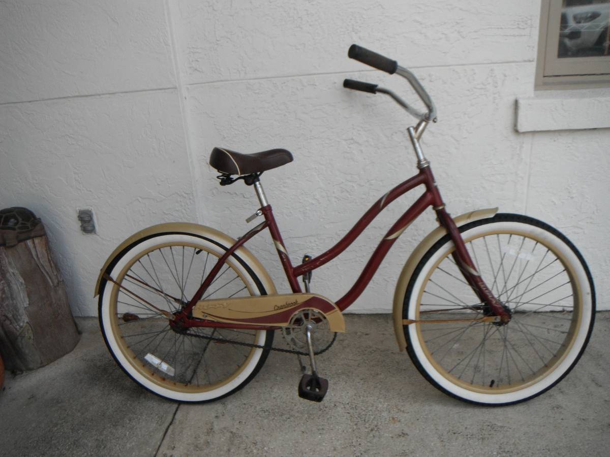 HUFFY CRANBROOK , 24 INCH RIMS, FENDERS, COMFORT SEAT, COASTER BRAKES ...