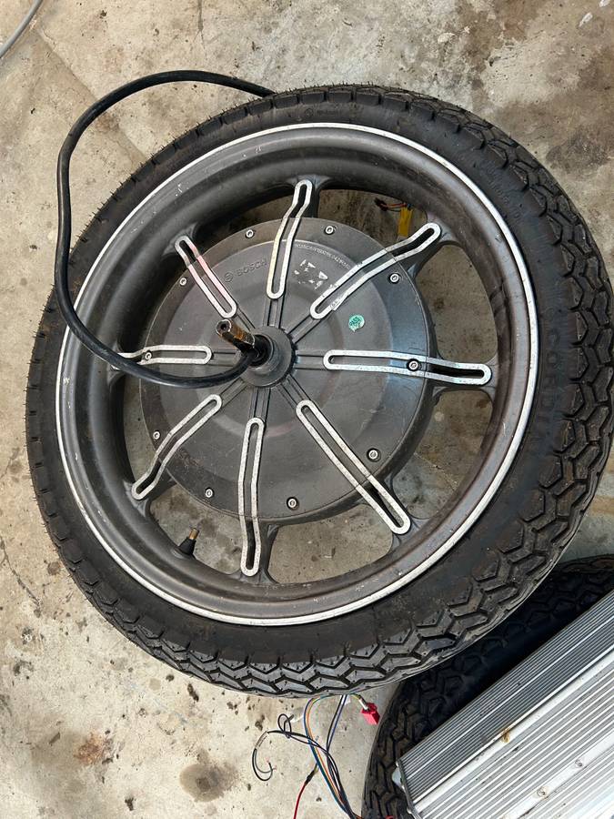 Electric motorcycle kit. 1.5 kW Bosch wheel hub motor plus batteries ...