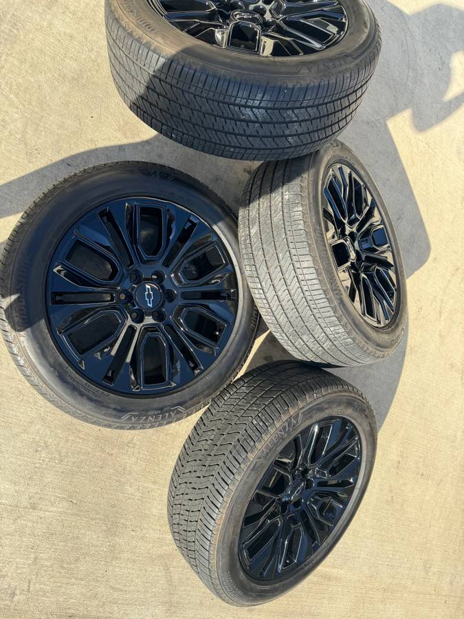 Gm Oem 22” Wheels And Tires | Looknet