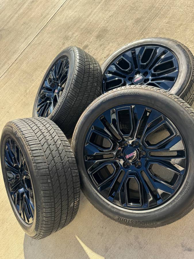 Gm Oem 22” Wheels And Tires