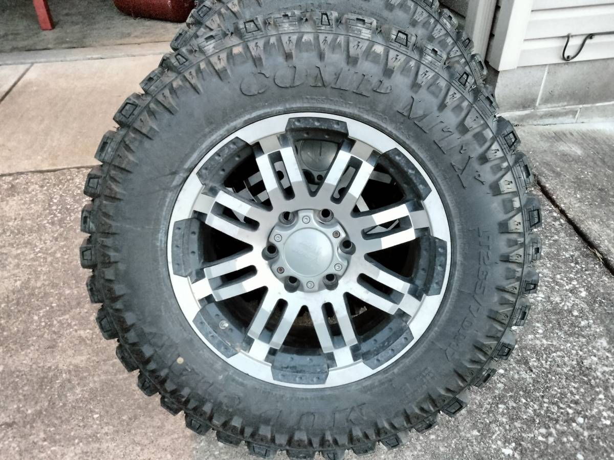 4- Vision wheels and Mud Claw tires | Looknet